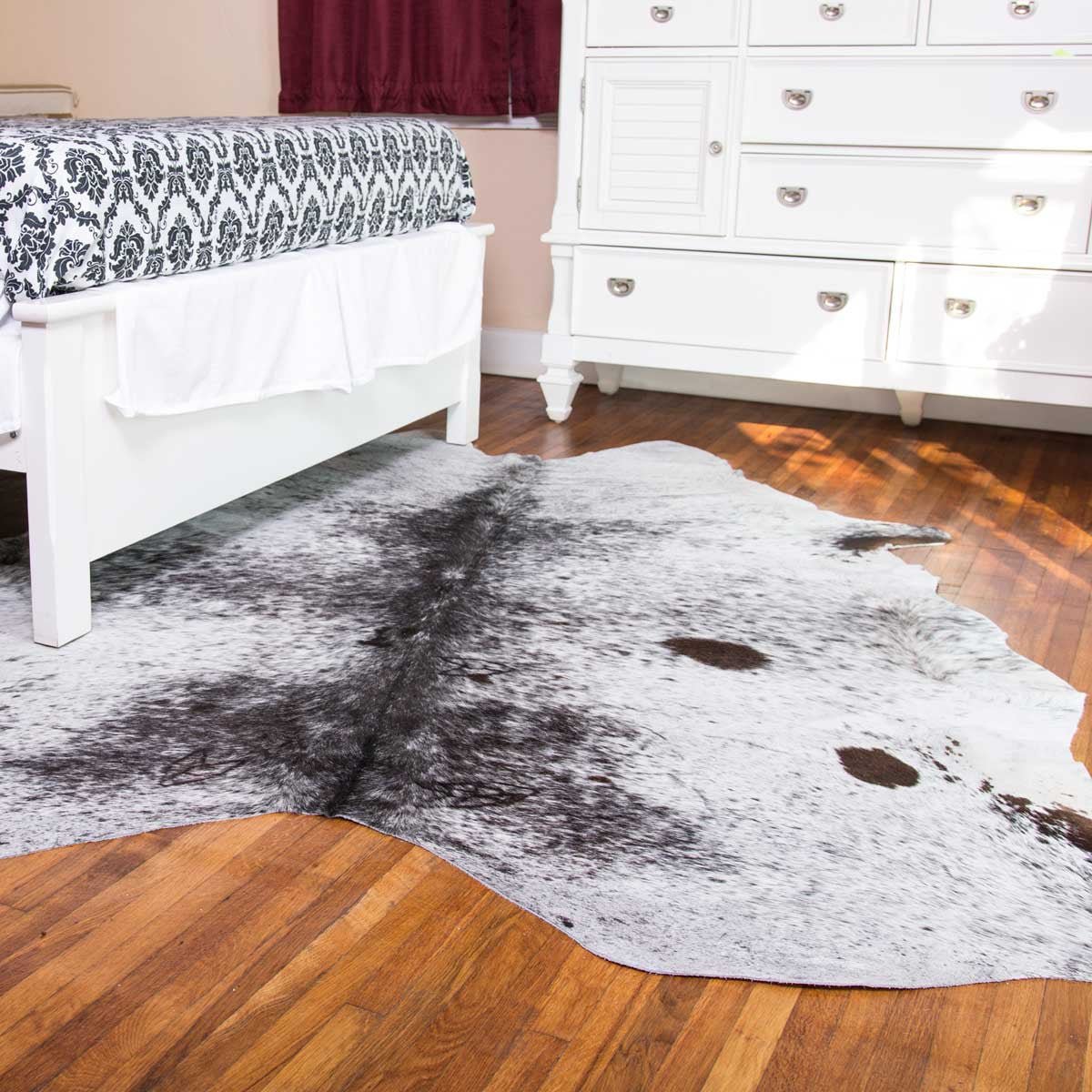 Black Salt and Pepper Rodeo Cowhide Rug - Rodeo Cowhide Rugs
